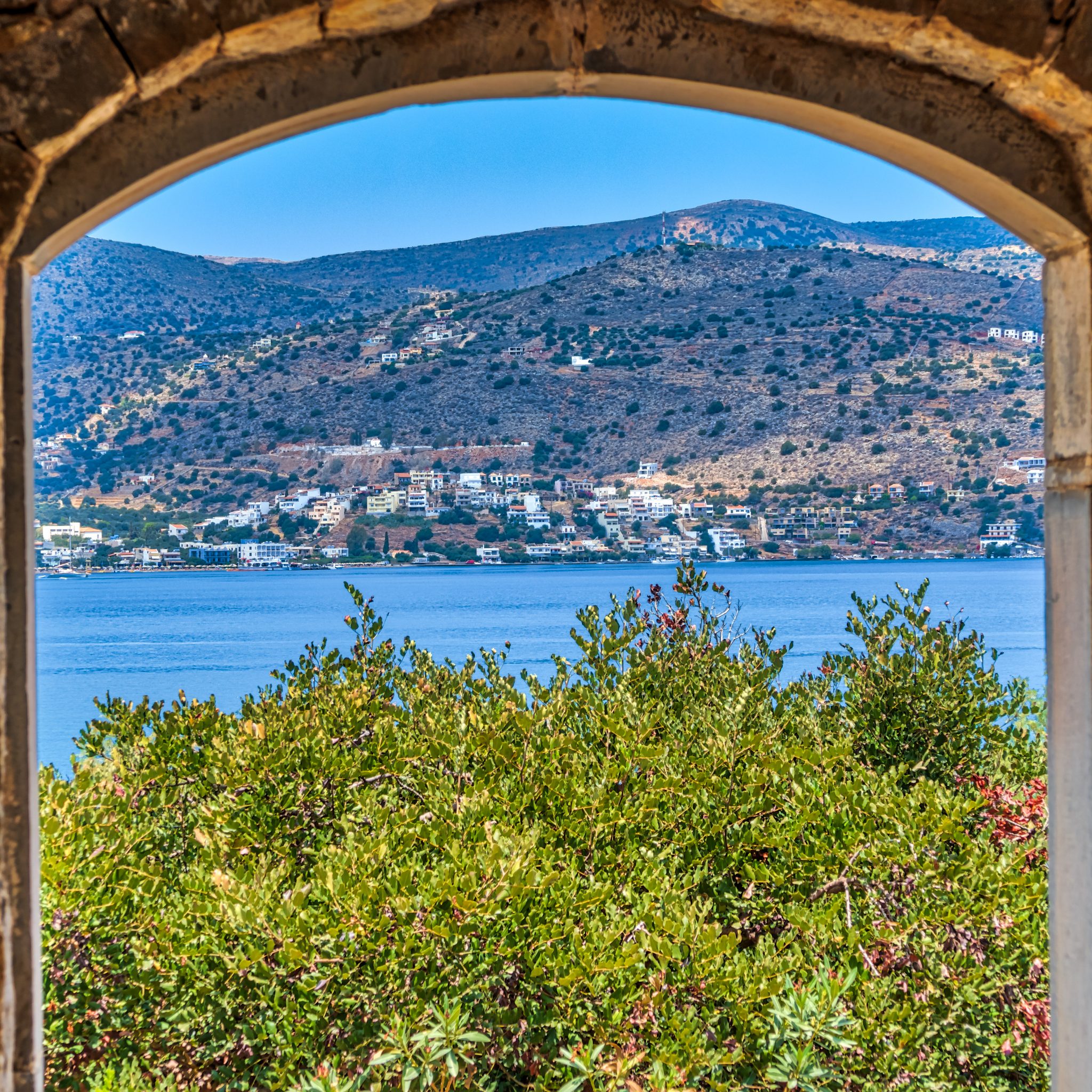 V2 | One bedroom | Upper floor veranda - Elounda Island Villas | Art ...